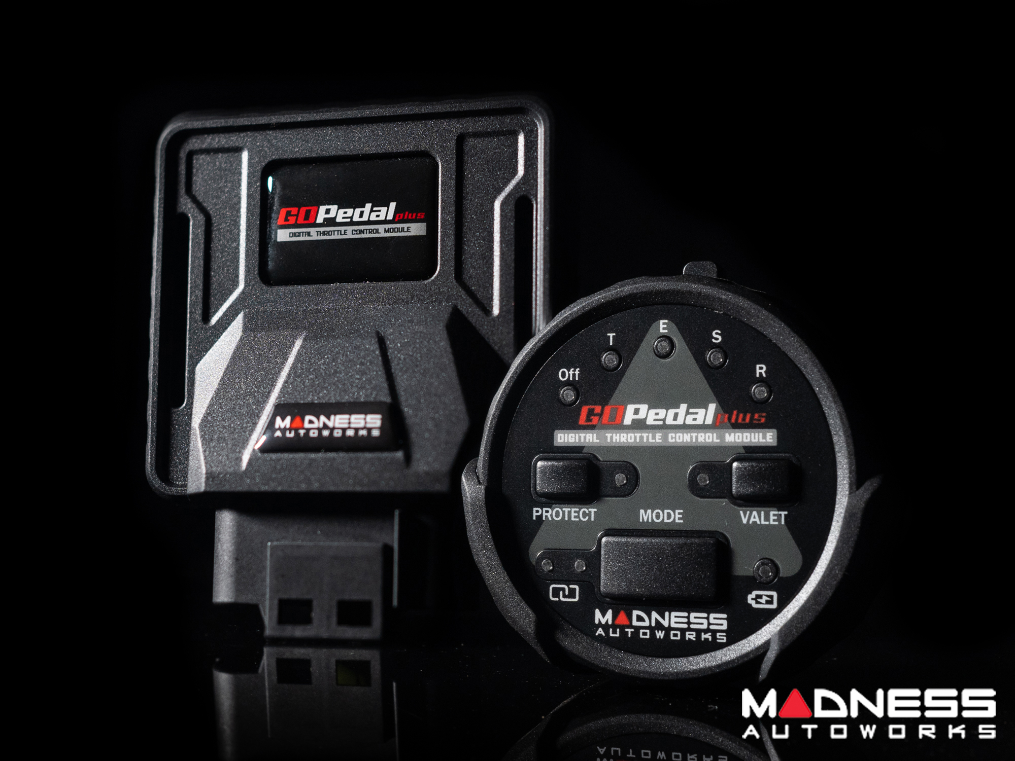 Maserati Quattroporte Throttle Controller - MADNESS GOPedal - Bluetooth ...